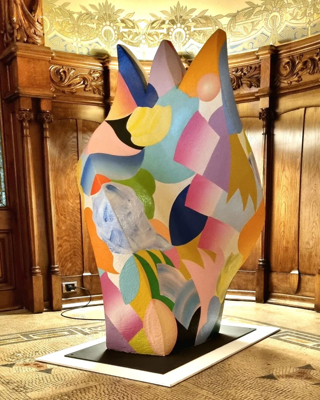 Las esculturas de Mina Hamada se exponen en la feria By Invitation con fines solidarios ...